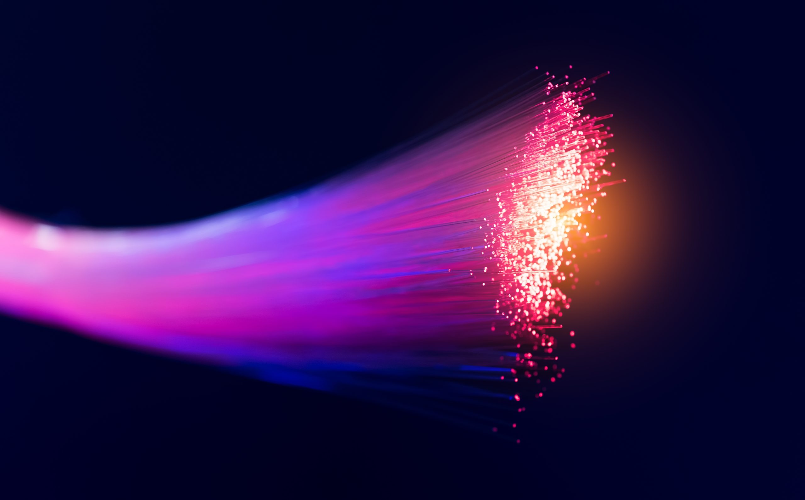 KKR construirá la primera red de fibra óptica de acceso abierto en Perú ...